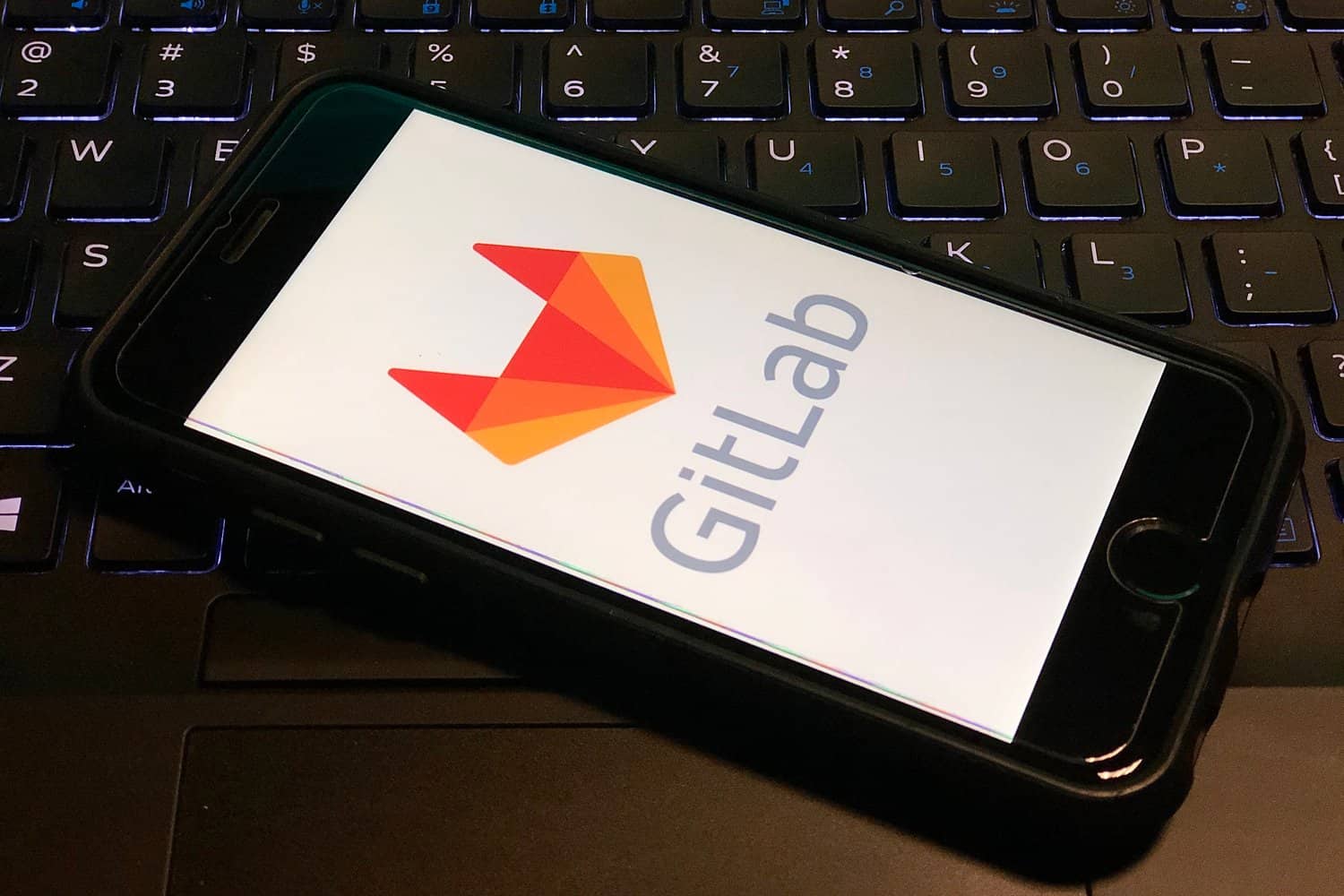 GitLab introduceert shift-left updates voor Security and Governance ...