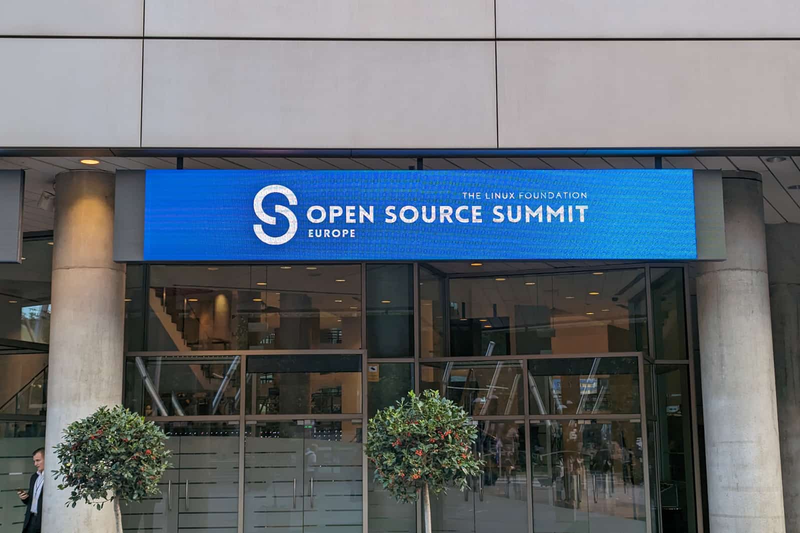 Fujitsu, Intel en Qualcomm slaan handen ineen binnen Linux Foundation ...