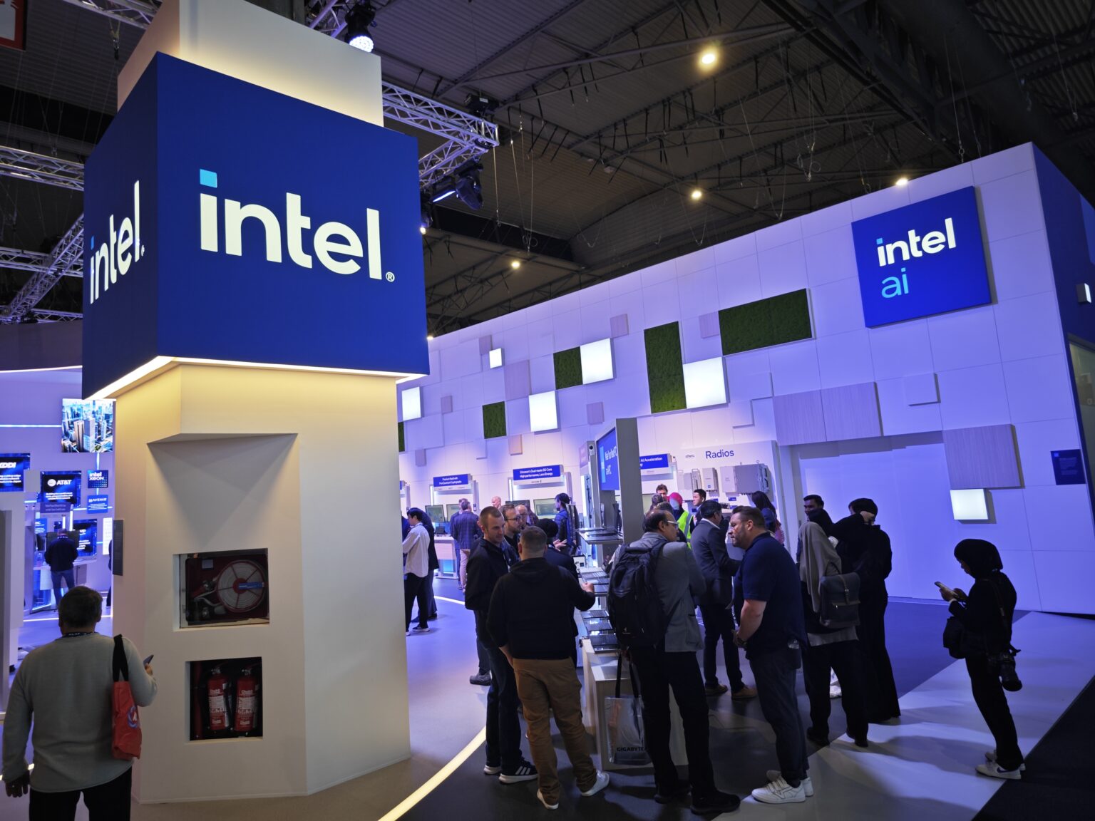 Intel breidt AI-portfolio uit met Crescent Island GPU - Techzine.nl
